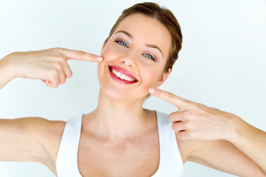 Is Whitening Toothpaste Bad For Your Teeth Organic Beauty Report is-whitening-toothpaste-bad-for-your-teeth-organic-beauty-report